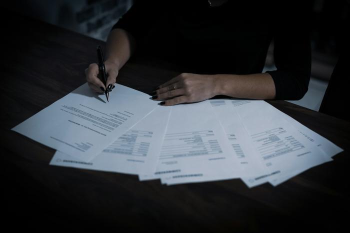 Essential CRA Tax Forms for Individuals and Businesses | Faris CPA